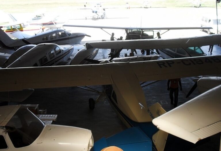 DO I NEED TO STUDY MATH AND PHYSICS TO BECOME A PILOT? | PHIL ...